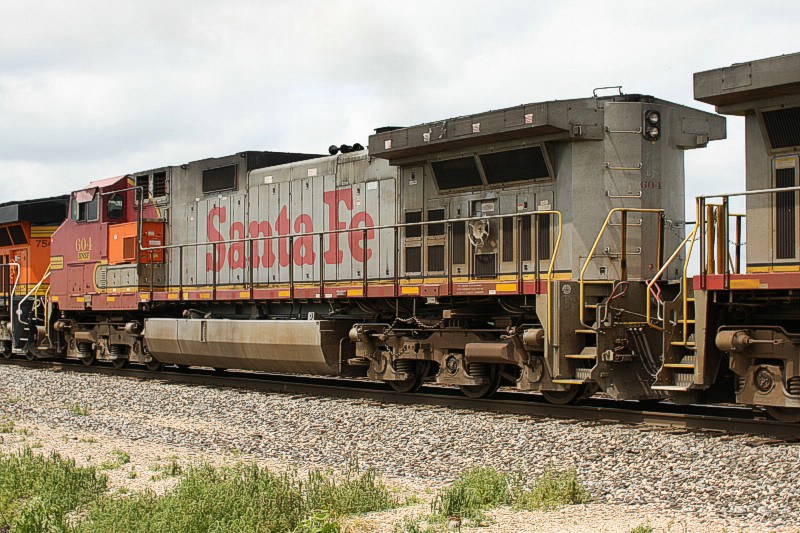 BNSF 604